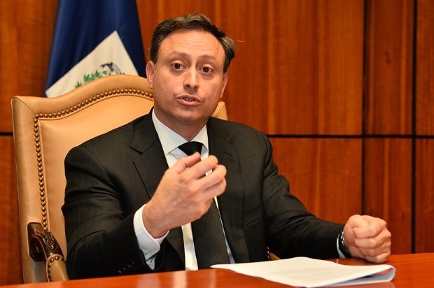 Jean Alain se pone a disposición de la justicia; dice hay persecución ...